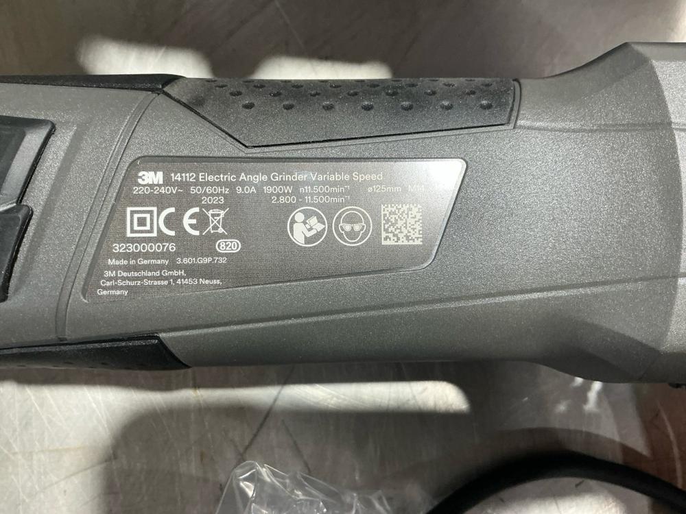 3M angle grinder | Dome Auctions